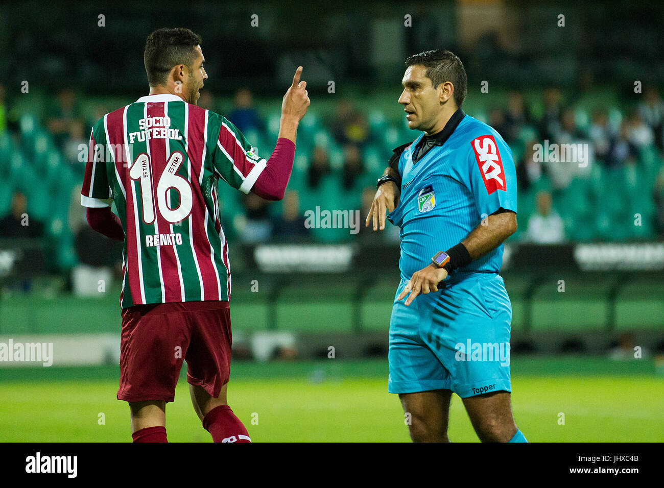Curitiba, Brazil. 16th July, 2017. A lot of complaint about the ...
