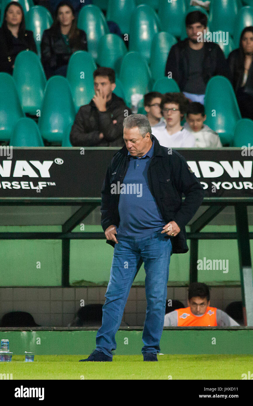 Curitiba, Brazil. 16th July, 2017. Fluminense coach, Abel Braga, during ...