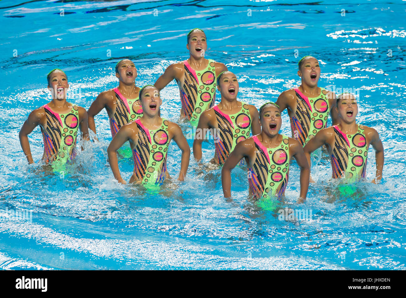 Synchronized swimming japan hi-res stock photography and images - Alamy