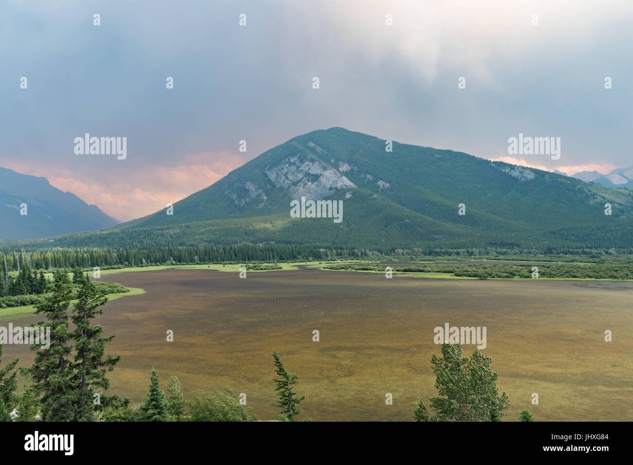 Banff, Canada. 16th July, 2017. Forest fire smoke & ash changes the ...
