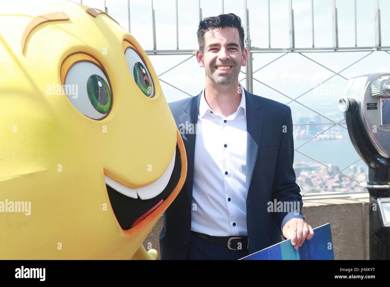 New York, NY, USA. 17th July, 2017. Jeremy Burge lights The Empire ...