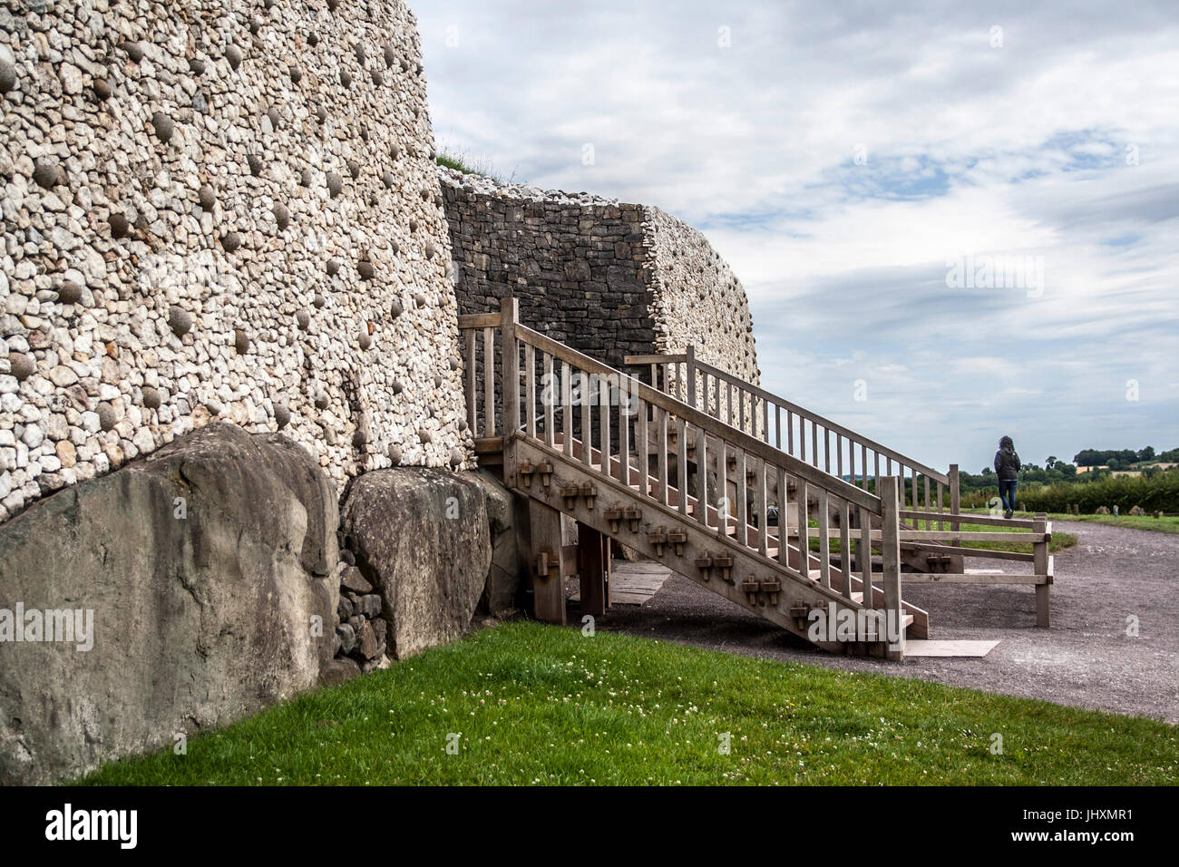 Newgrange neolithic stone age passage tomb in Bru na Boinne in the ...