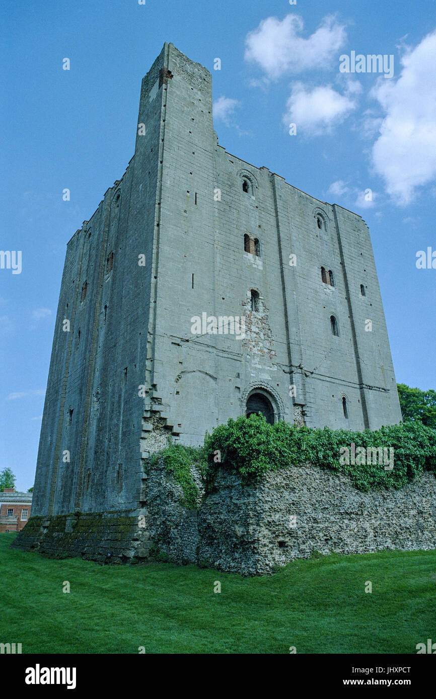 Castle hedingham norman hi-res stock photography and images - Alamy