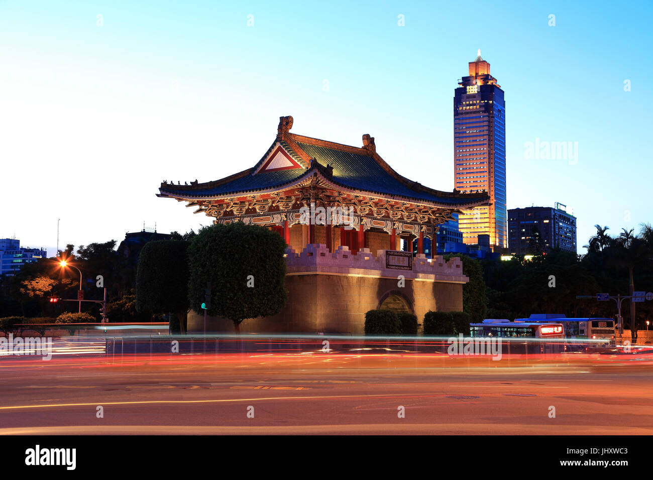 Taipei shin kong life hi-res stock photography and images - Alamy