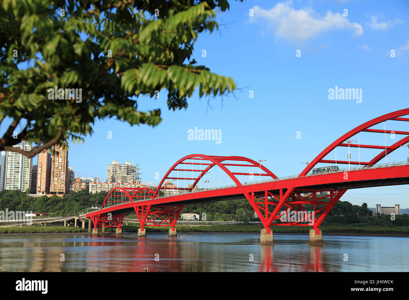 Bridge river guandu bridge taipei hi-res stock photography and images ...