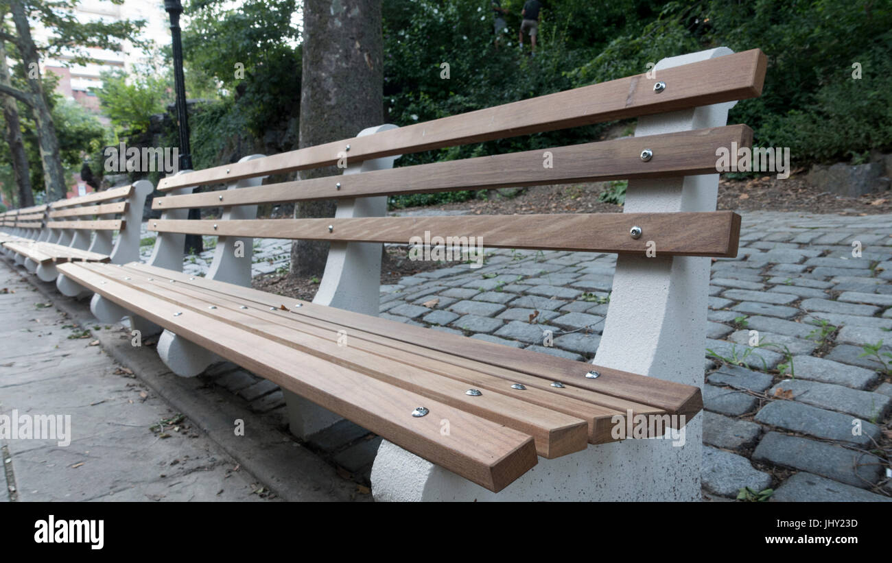City park benches cement wood, daylight, tranquility Stock Photo - Alamy