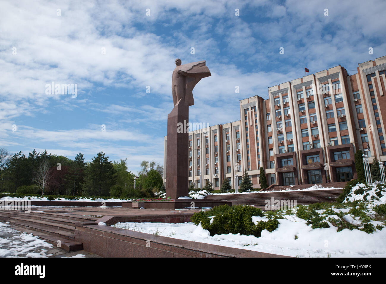 Statue of Vladimir Lenin in front of the Transnistrian Parliament ...