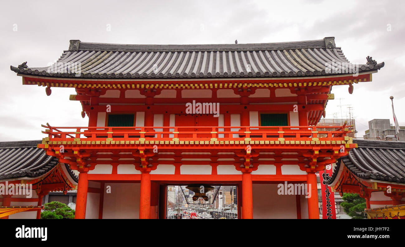An Ancient Shinto temple at downtown in Kyoto, Japan Stock Photo - Alamy