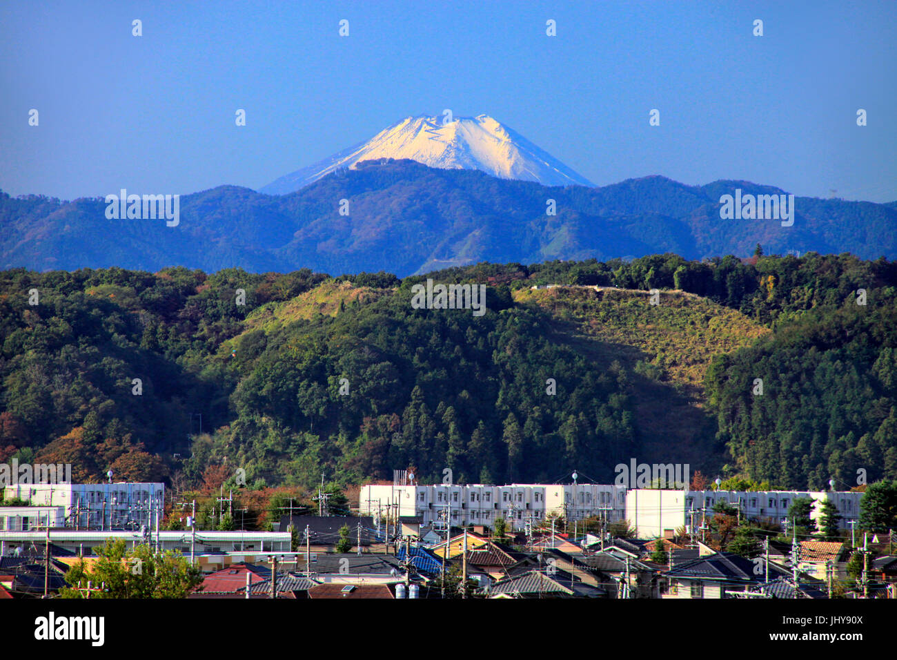 Mount Fuji View from Haijima Railway Station in Akishima city Western ...