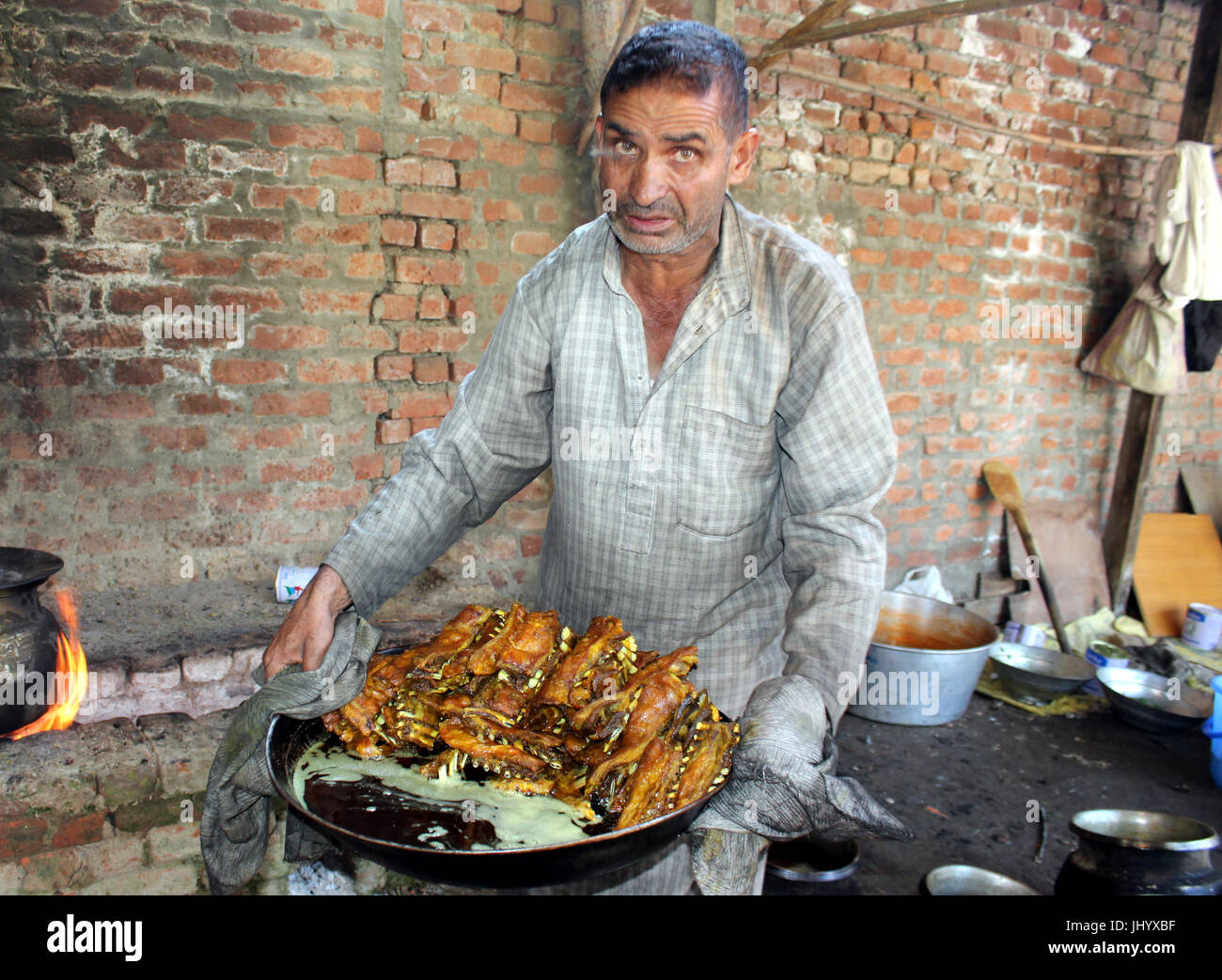 Anantnag, India. 16th July, 2017. Wazwan is a multi-course meal in ...