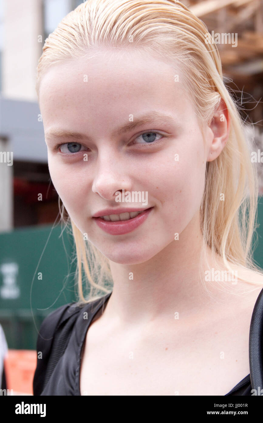 Beautiful glowing skin No Makeup beauty portrait of Fashion model ...