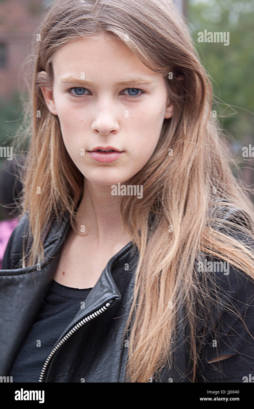 Beautiful glowing skin No Makeup beauty portrait of Fashion model ...