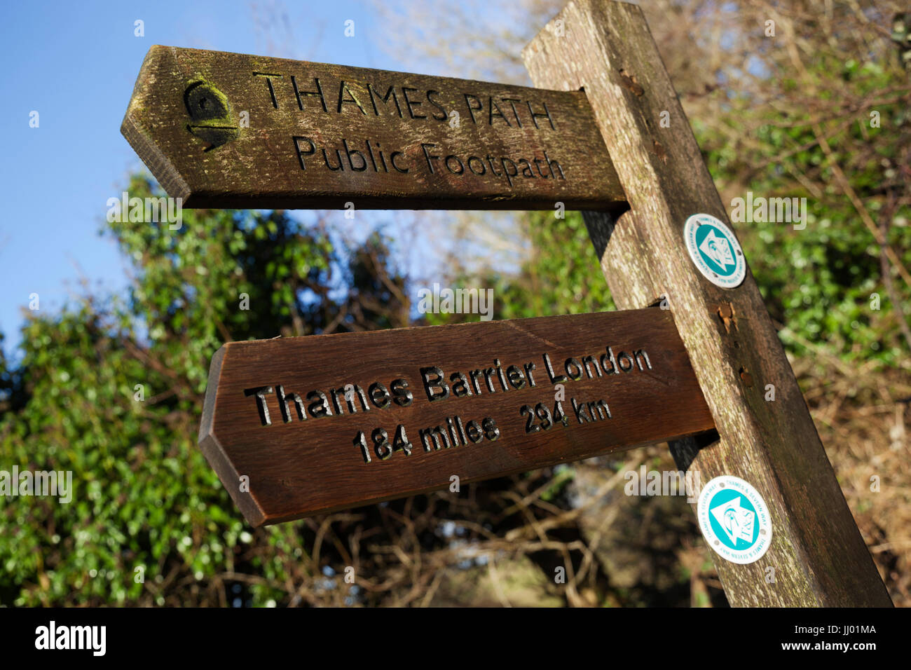 Source of the river thames hi-res stock photography and images - Alamy