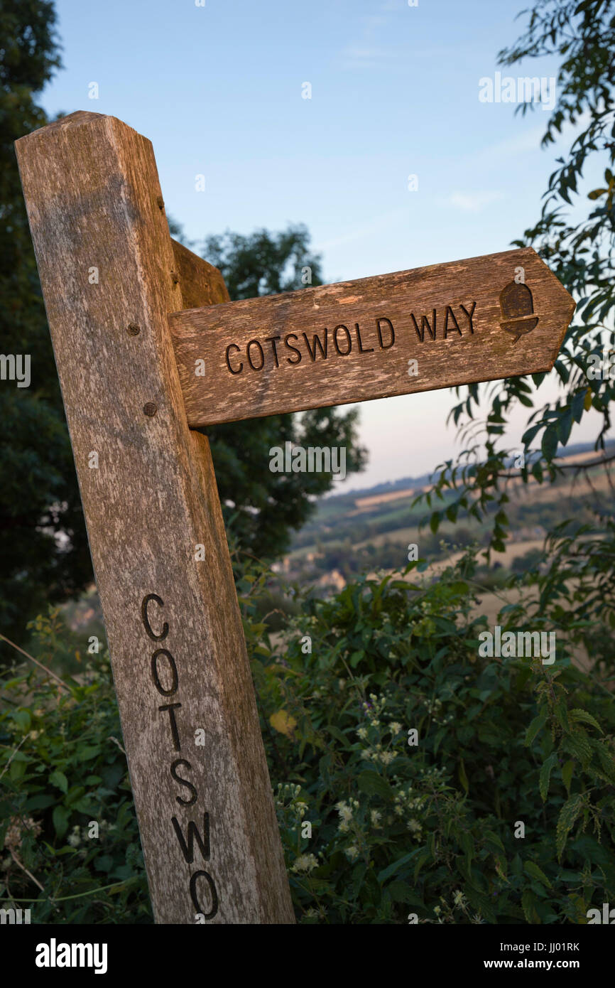 Cotswold way sign hi-res stock photography and images - Alamy