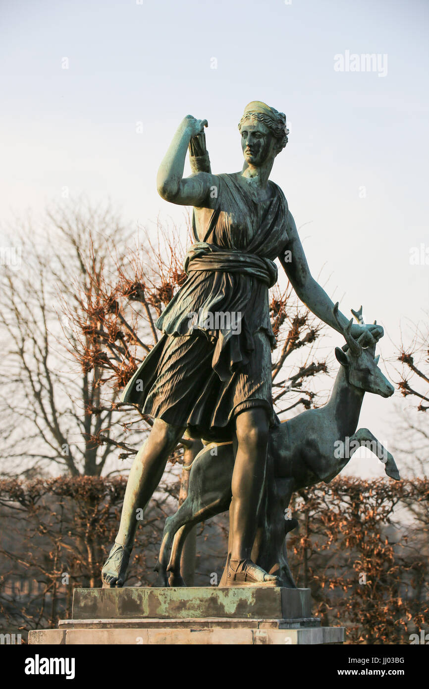 Potsdam, Germany: Copper statue of Artemis at Sanssouci Stock Photo - Alamy