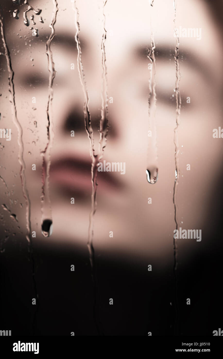 Eyes through glass hi-res stock photography and images - Alamy