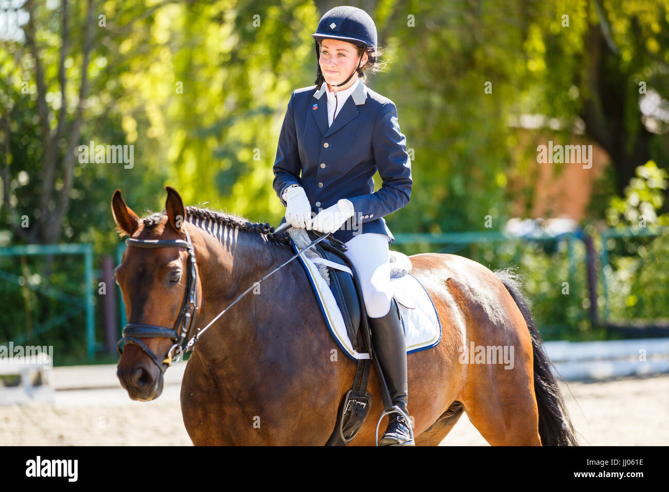 Happy horse competition hi-res stock photography and images - Alamy