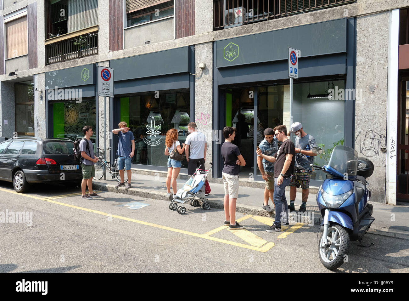 Hemp Embassy, the first legal marijuana shop, on Viale Tibaldi in Milan ...