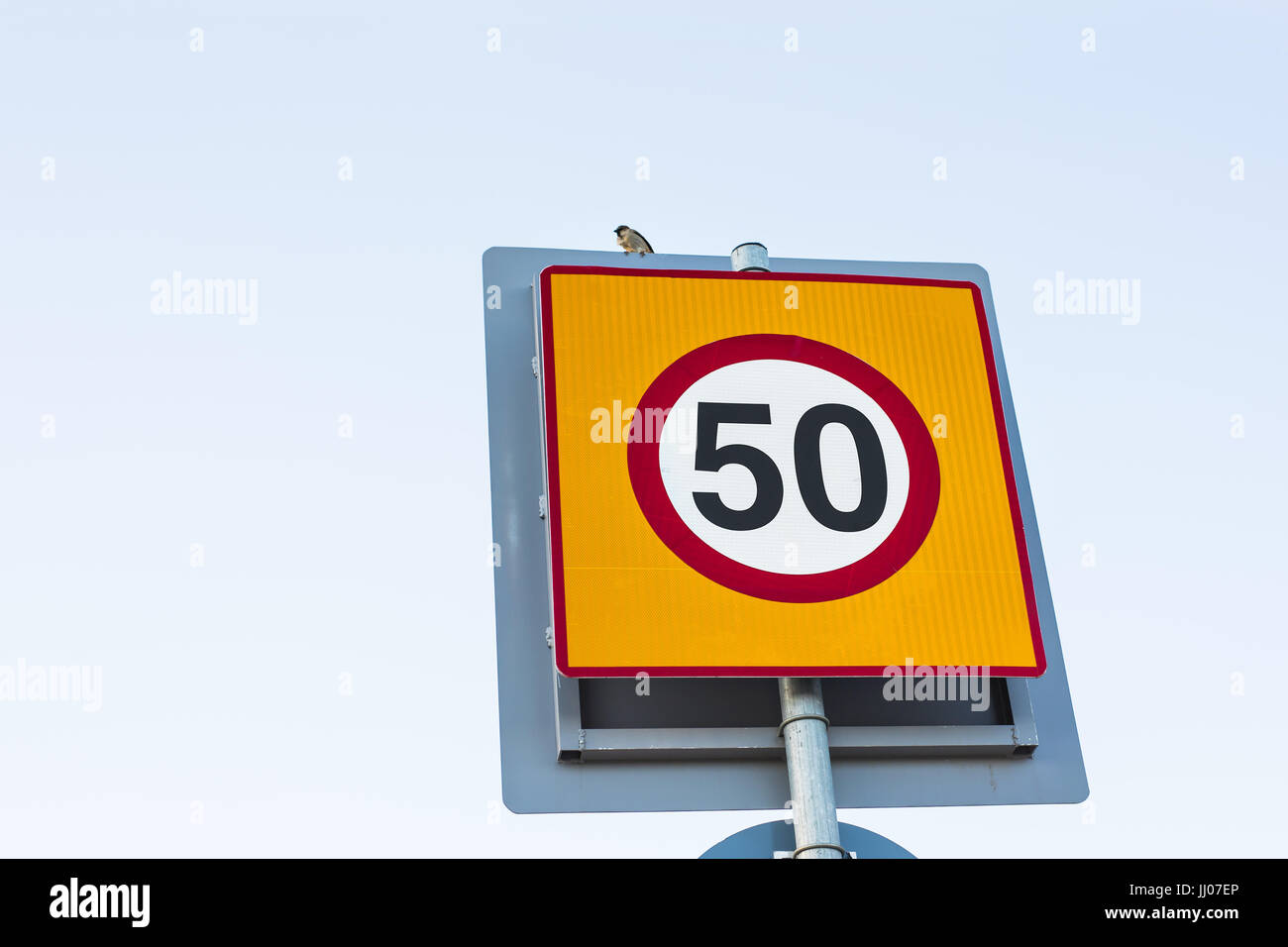 Maximum 50 speed limit sign hi-res stock photography and images - Alamy