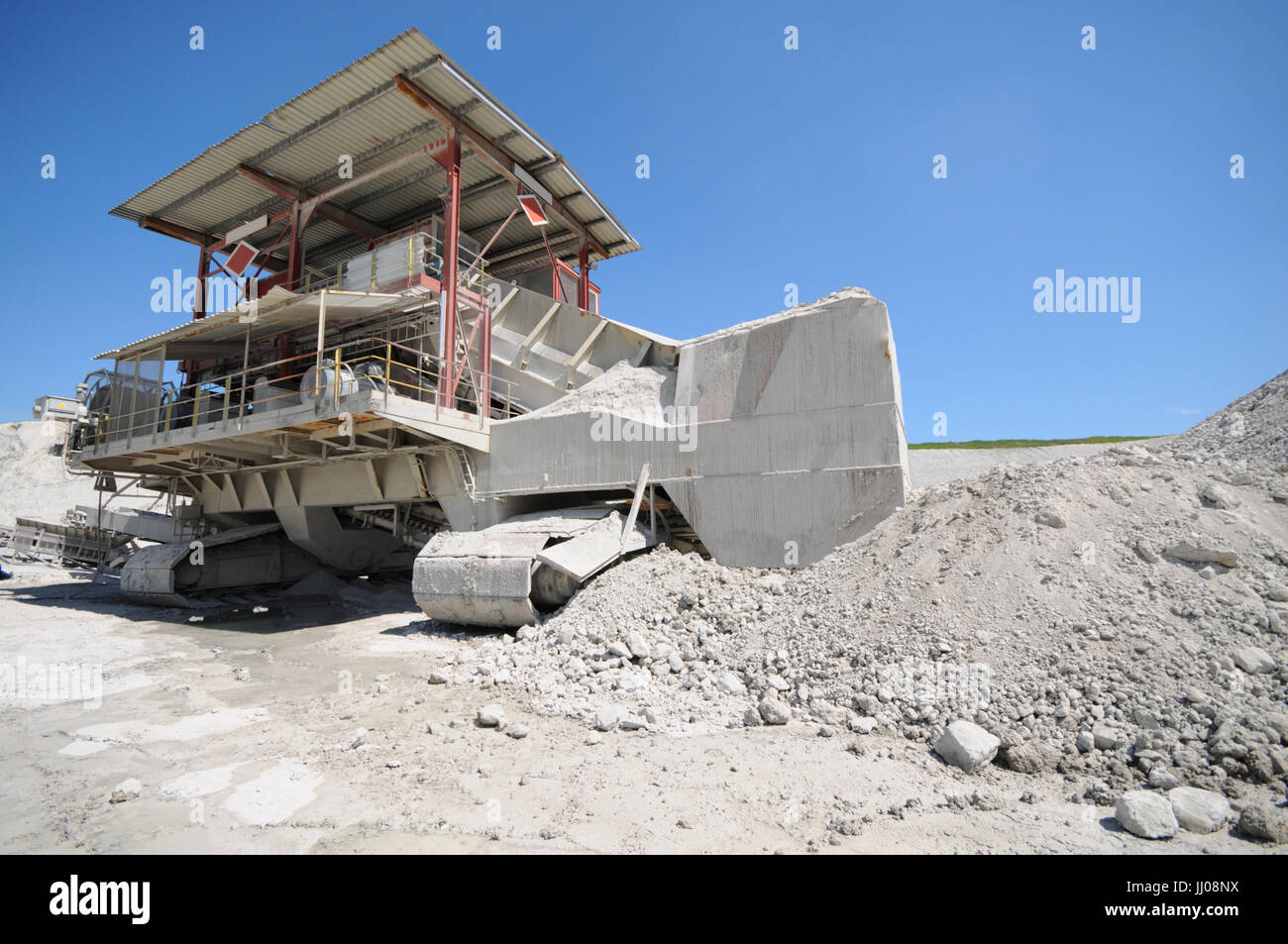 Limestone quarry conveyor belt hi-res stock photography and images - Alamy