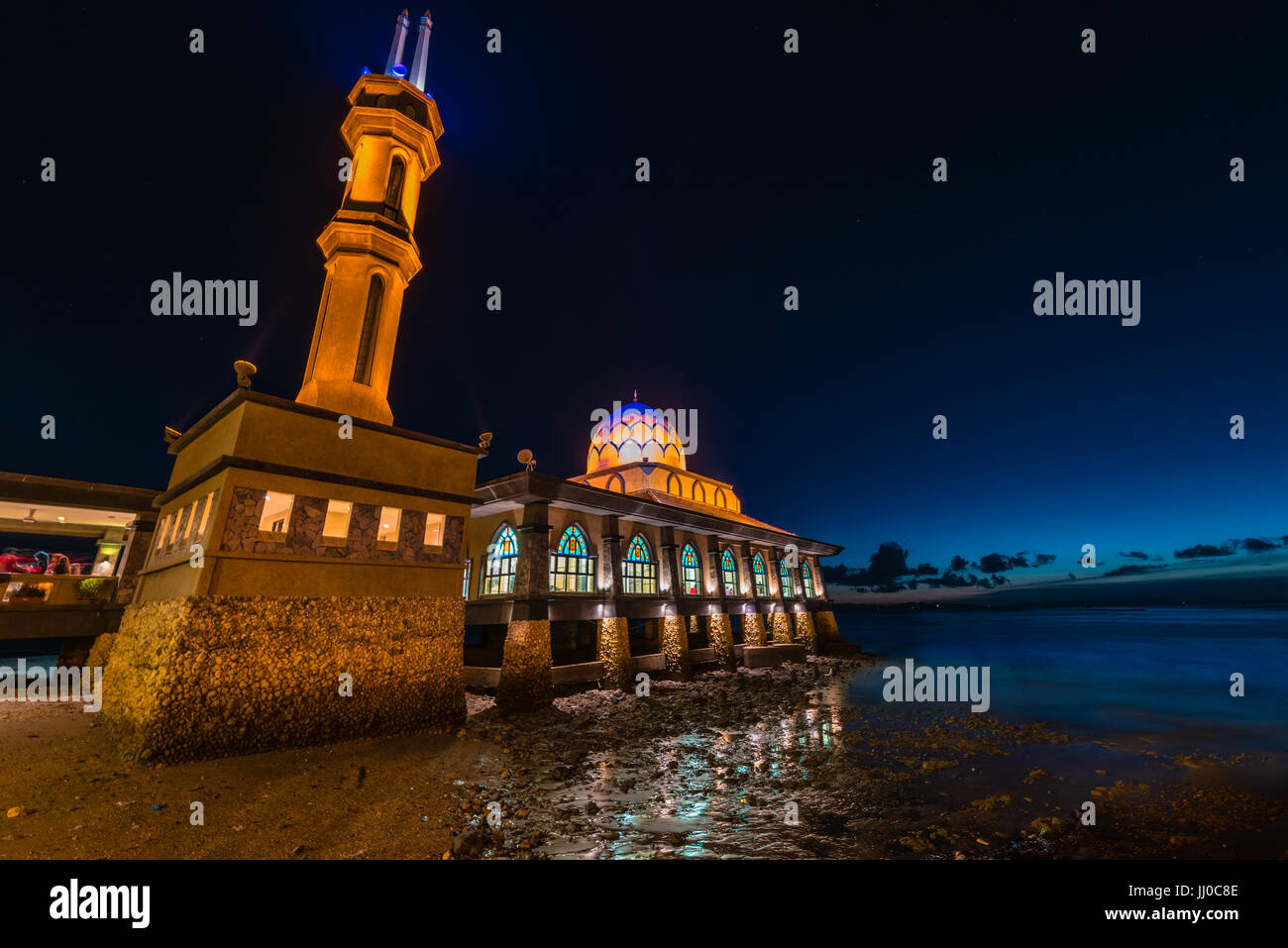masjid al hussain a floating mosque extends over the Straits of Malacca ...