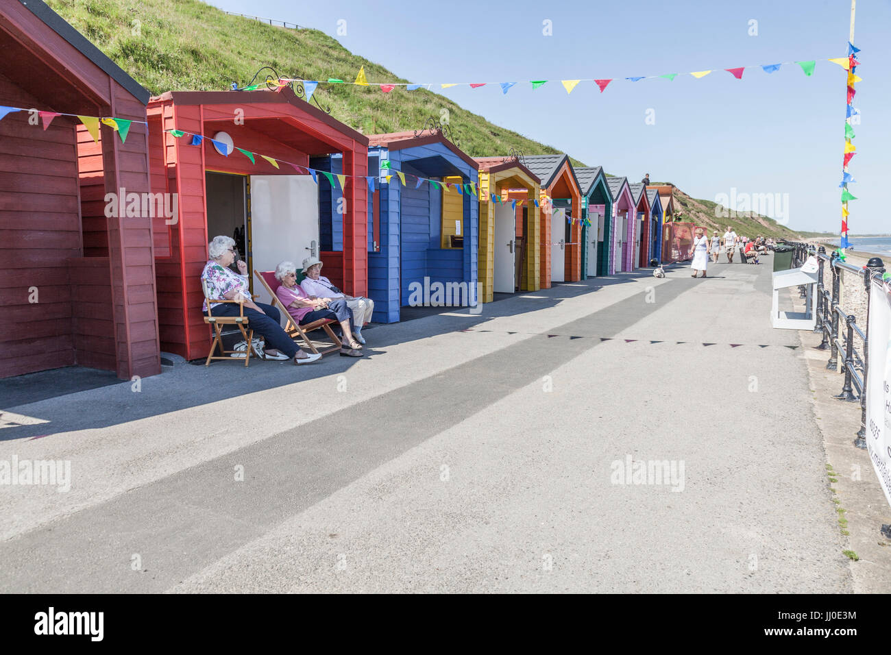 Beach huts at saltburn by the sea hi-res stock photography and images ...