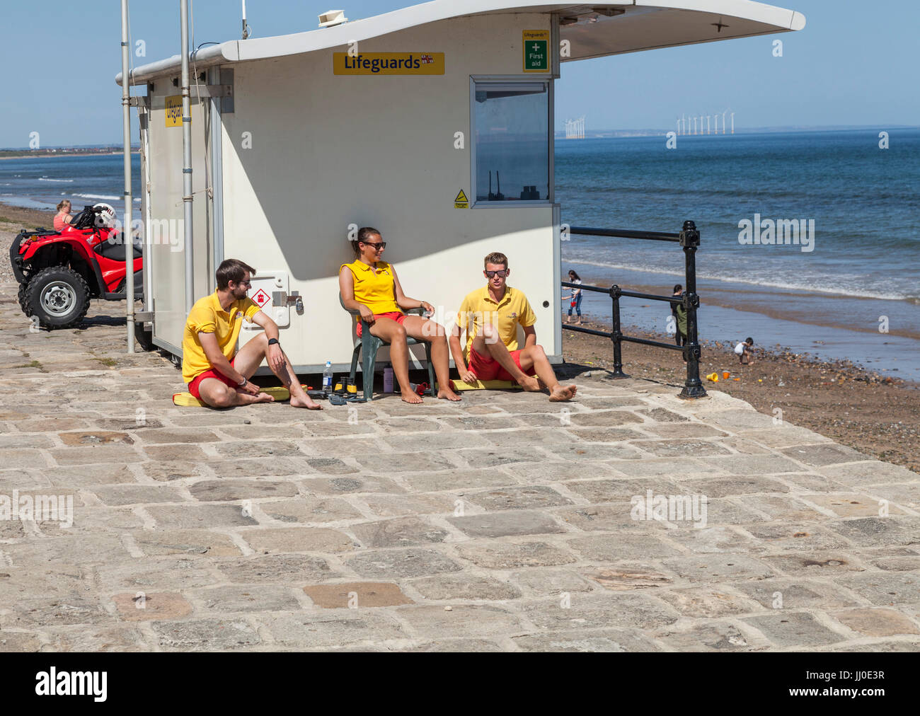 Safety lifeguard hi-res stock photography and images - Alamy