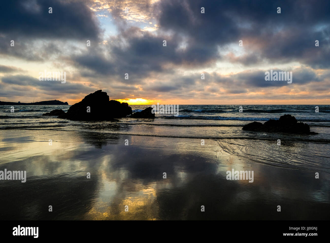 Sunset beach view at Newquay in Cornwall Stock Photo - Alamy