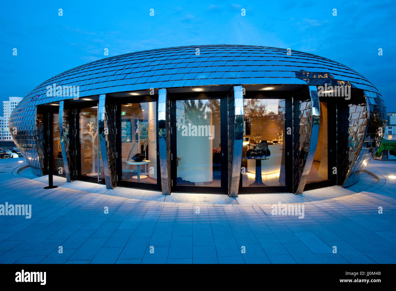 Europe, Germany, Duesseldorf, the Pebbles Bar of the Hyatt Regency ...