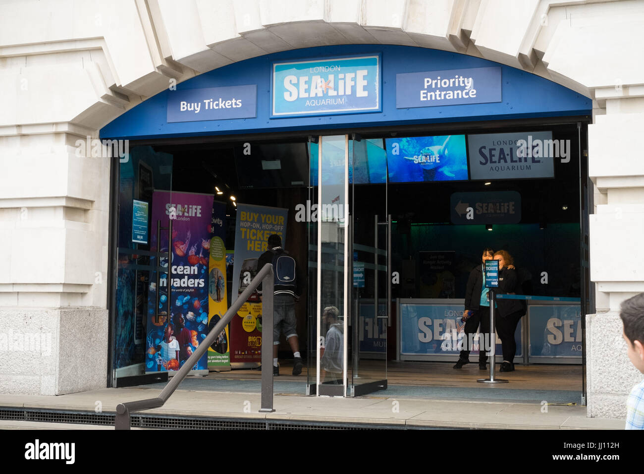 Sea life london aquarium hi-res stock photography and images - Alamy