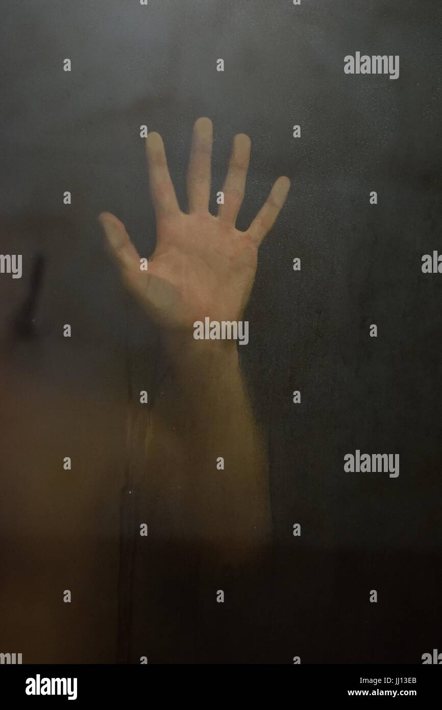 Horror hand hi-res stock photography and images - Alamy
