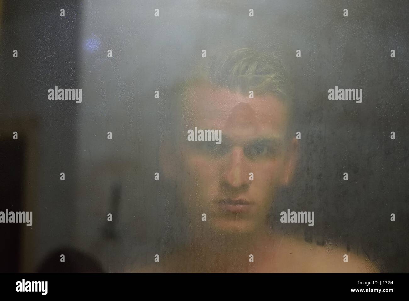 Dark depression hi-res stock photography and images - Alamy