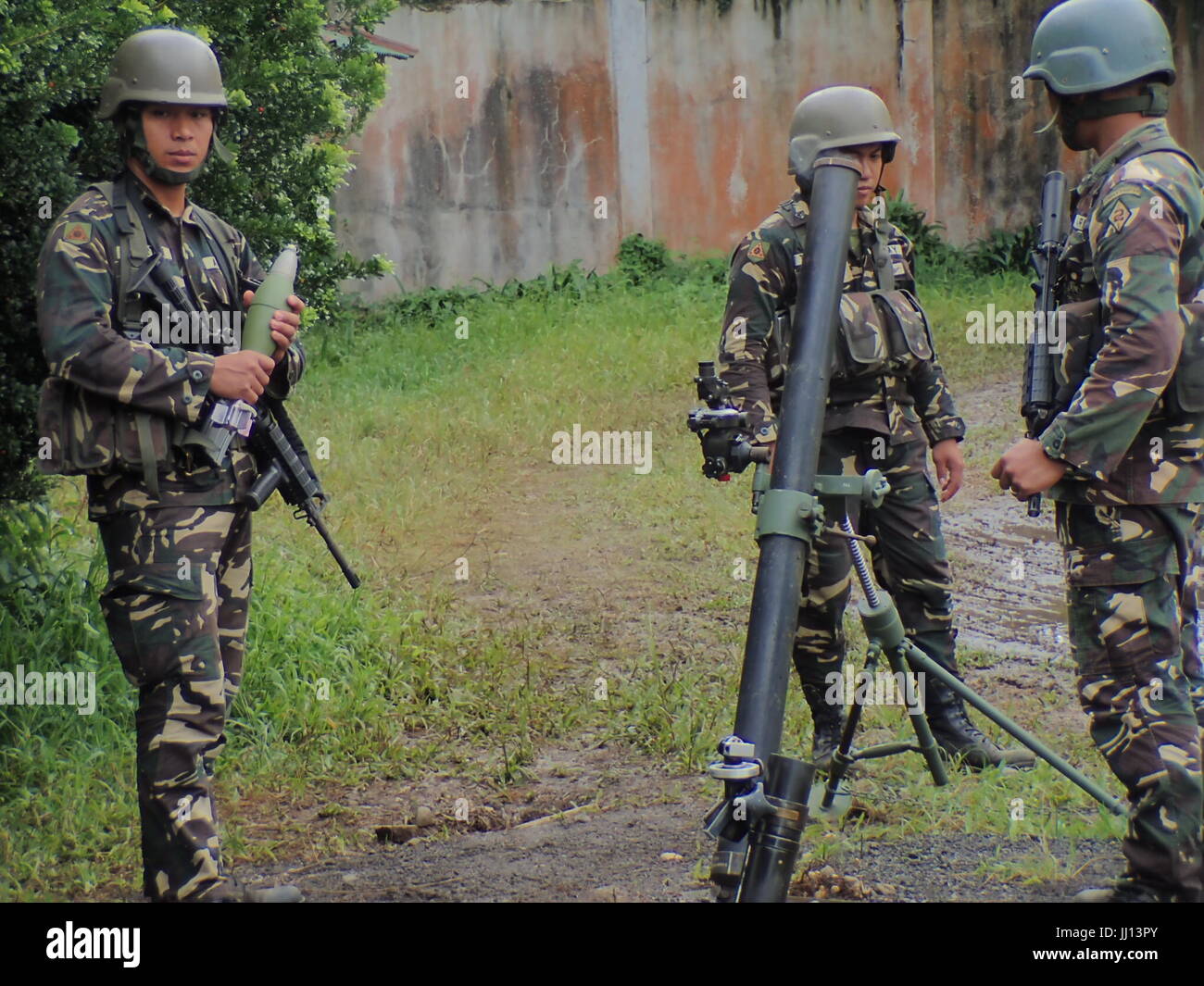 Marawi City, Philippines. 17th July, 2017. Mortar attacks on areas ...
