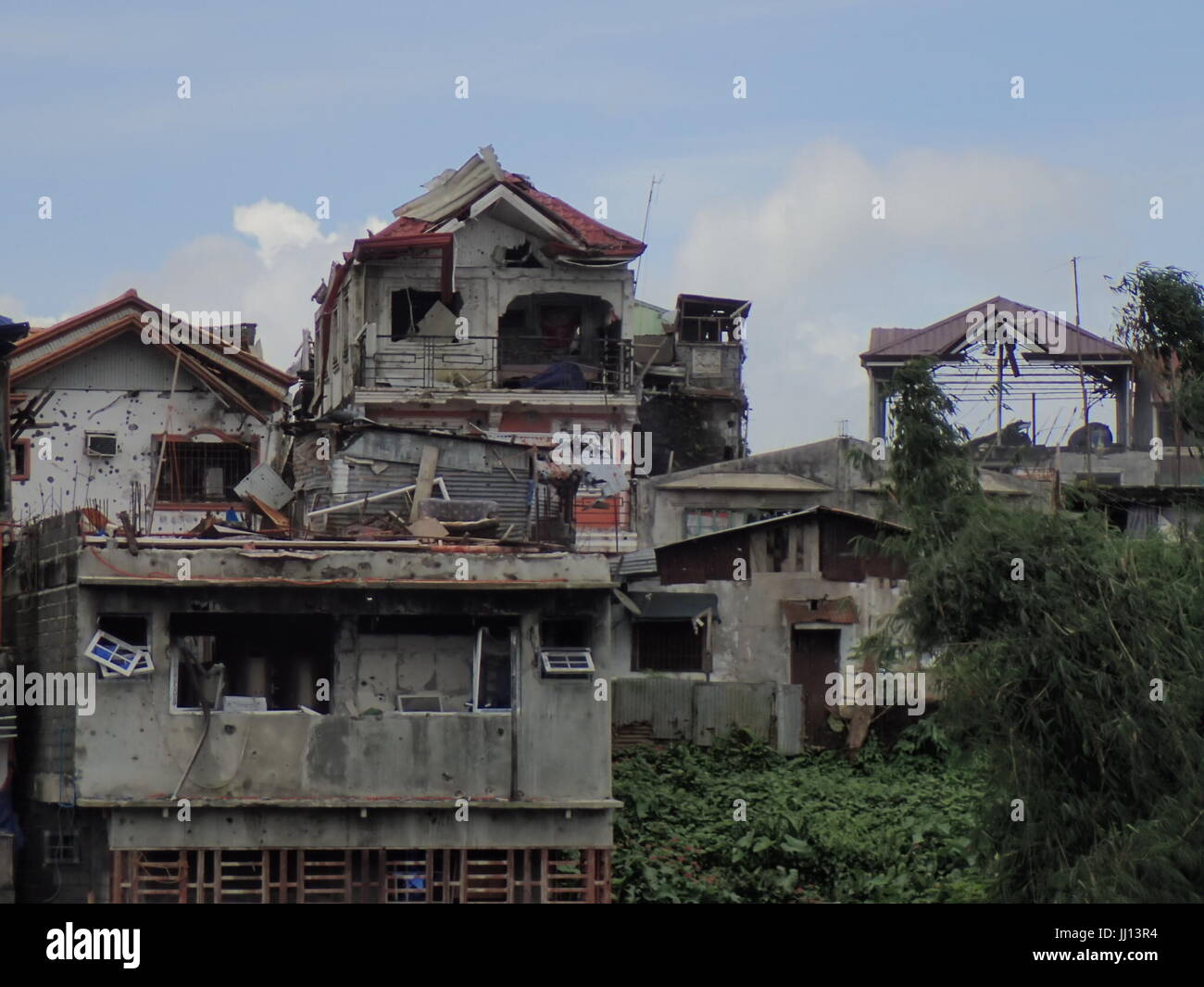 Marawi City, Philippines. 17th July, 2017. Most buildings in areas of ...