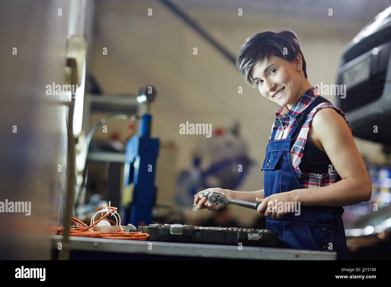 Successful technician hi-res stock photography and images - Alamy