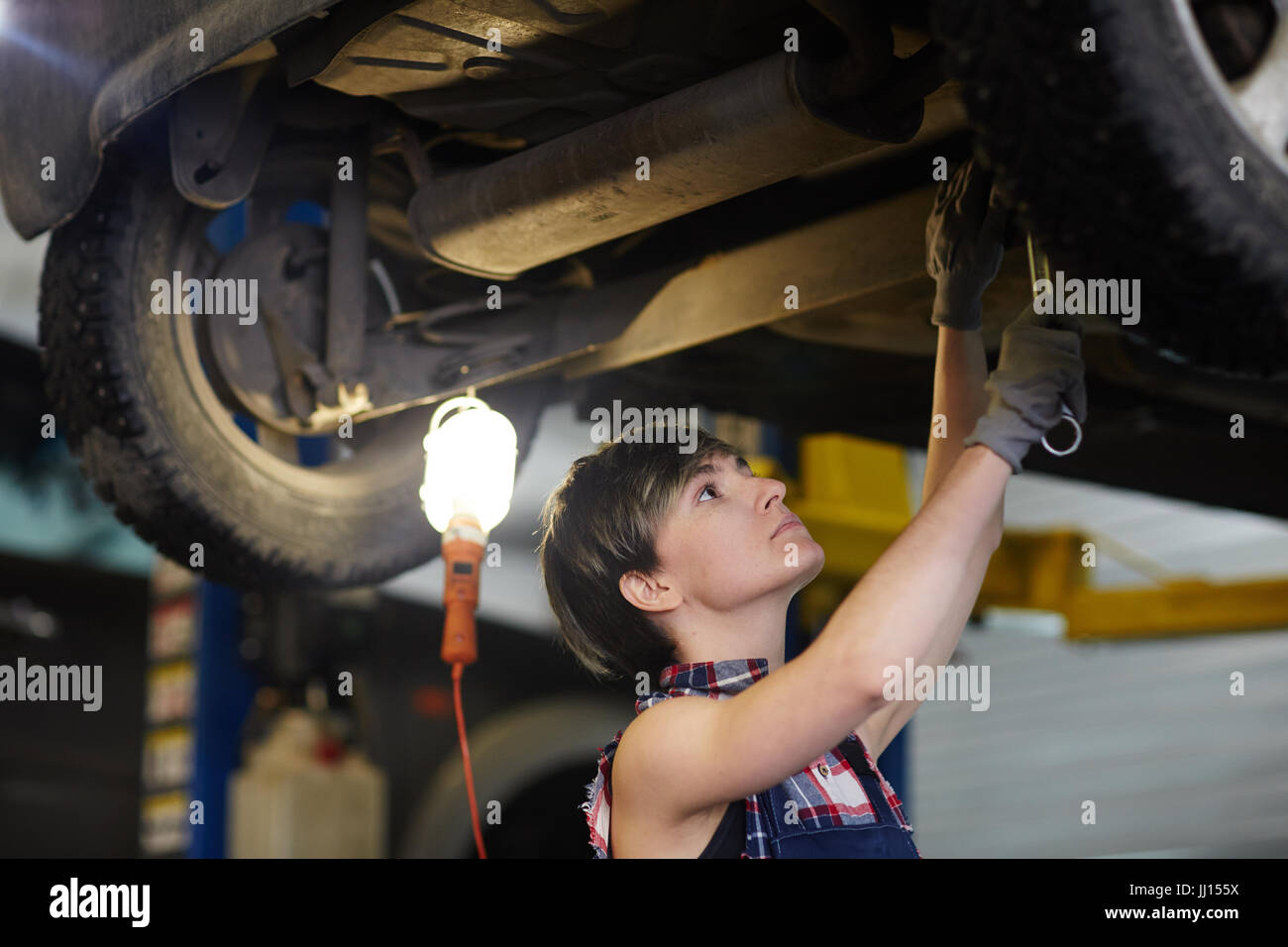 Working in car service Stock Photo - Alamy