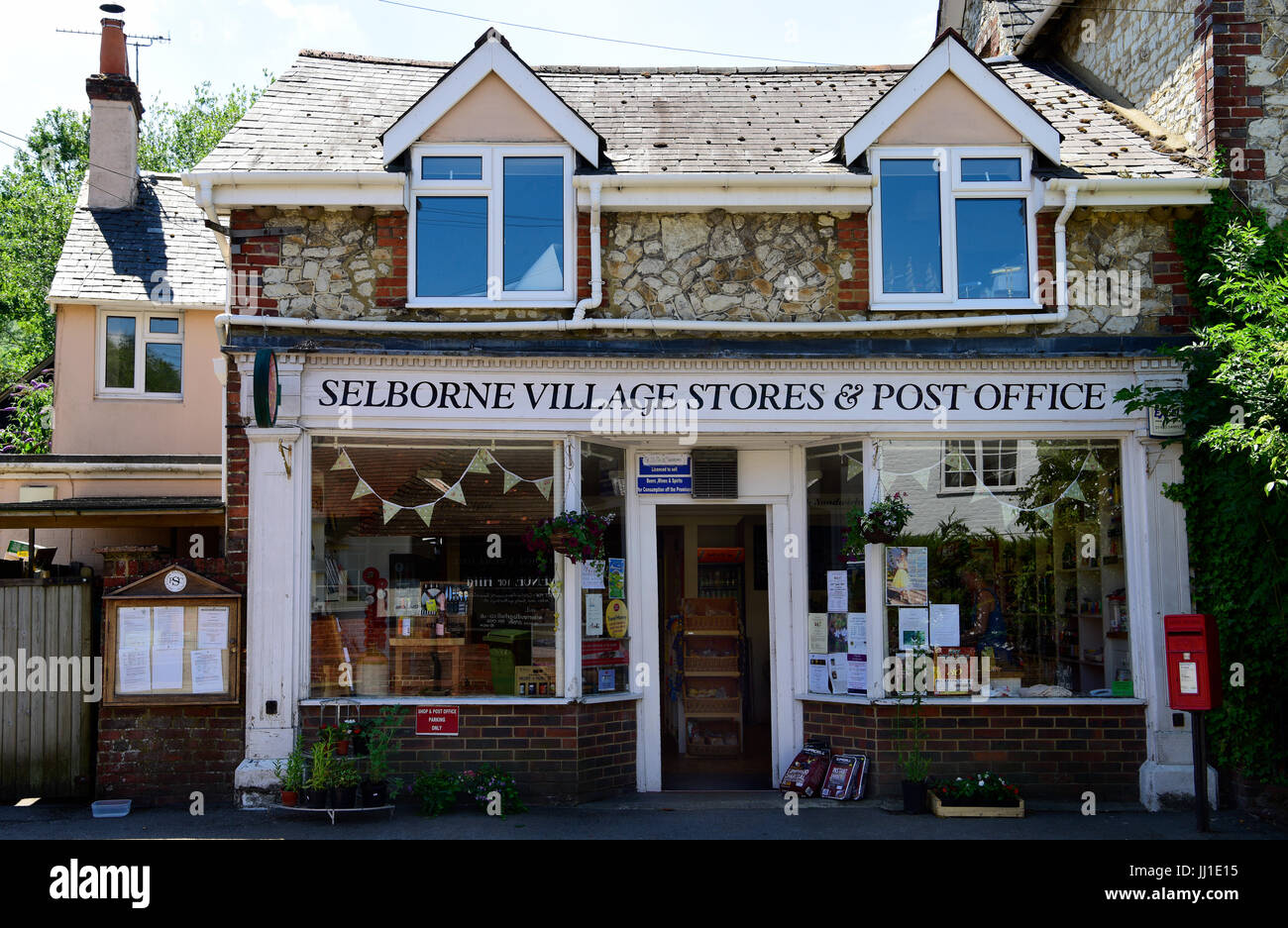 Village store post office sign hi-res stock photography and images - Alamy