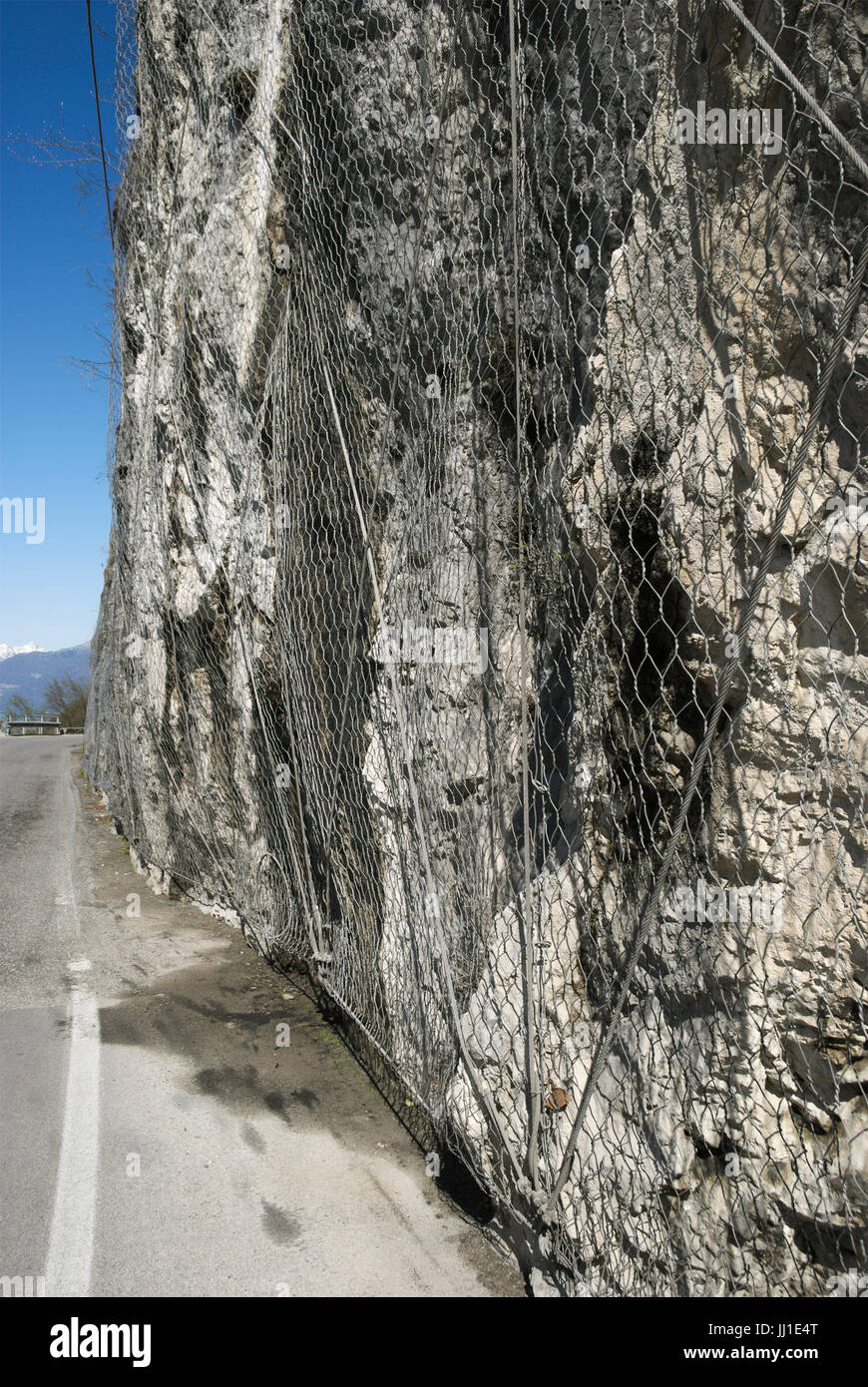 Rock netting hi-res stock photography and images - Alamy