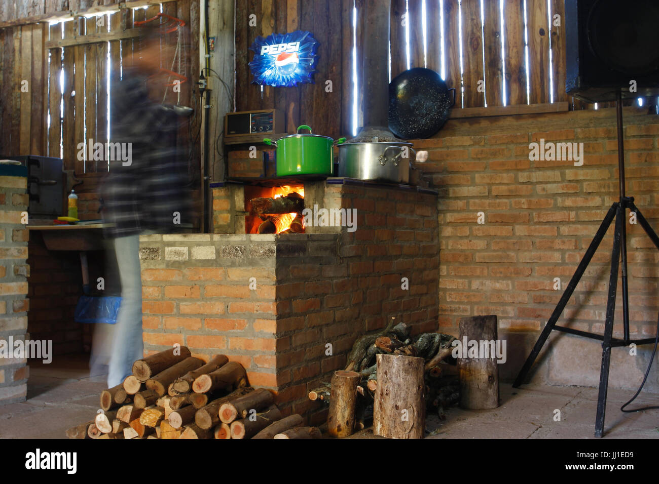 Burning shack hi-res stock photography and images - Alamy