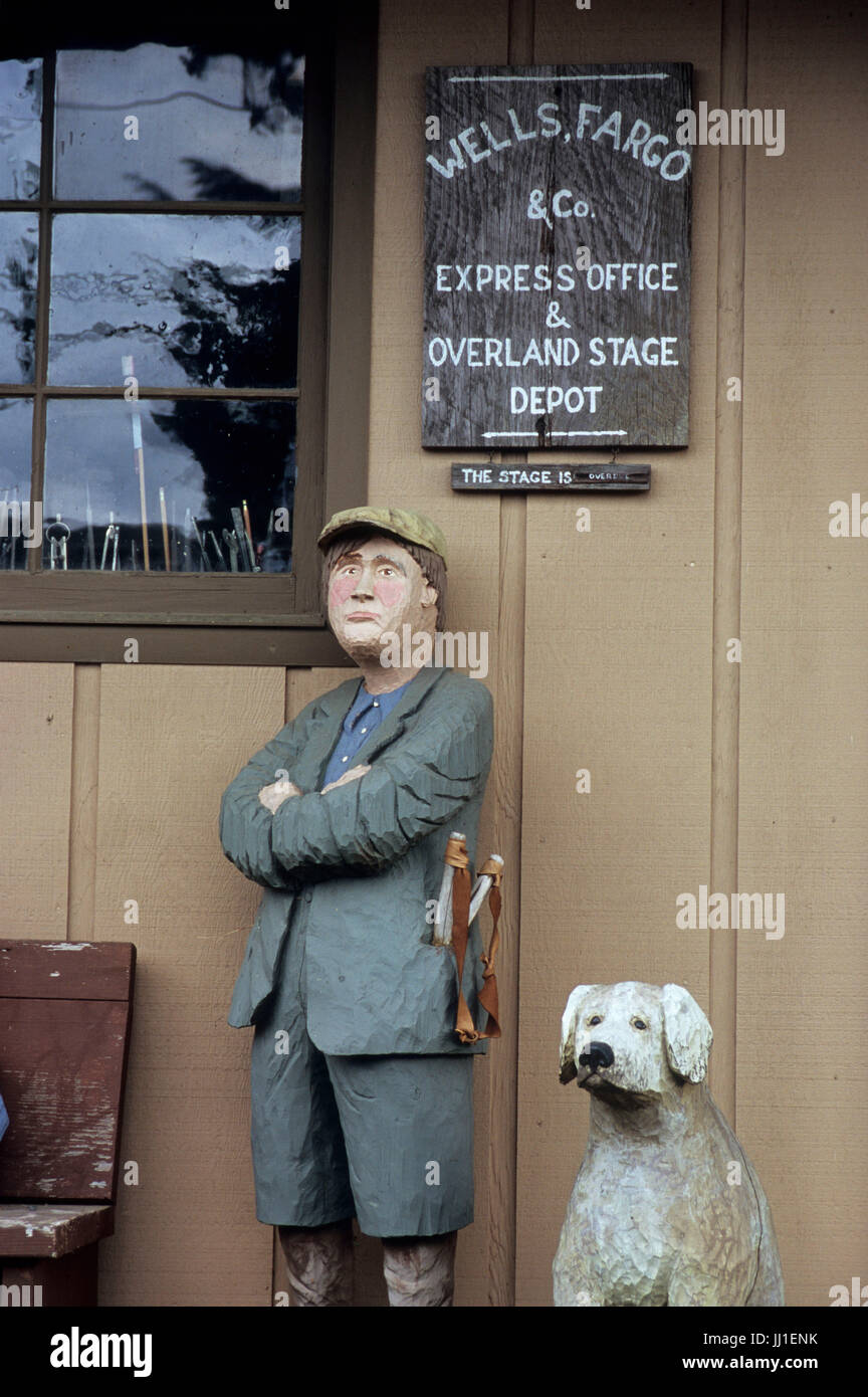 Overland stage hi-res stock photography and images - Alamy