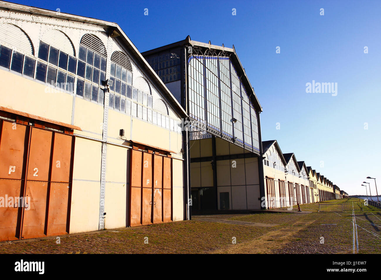 Maua pier hi-res stock photography and images - Alamy
