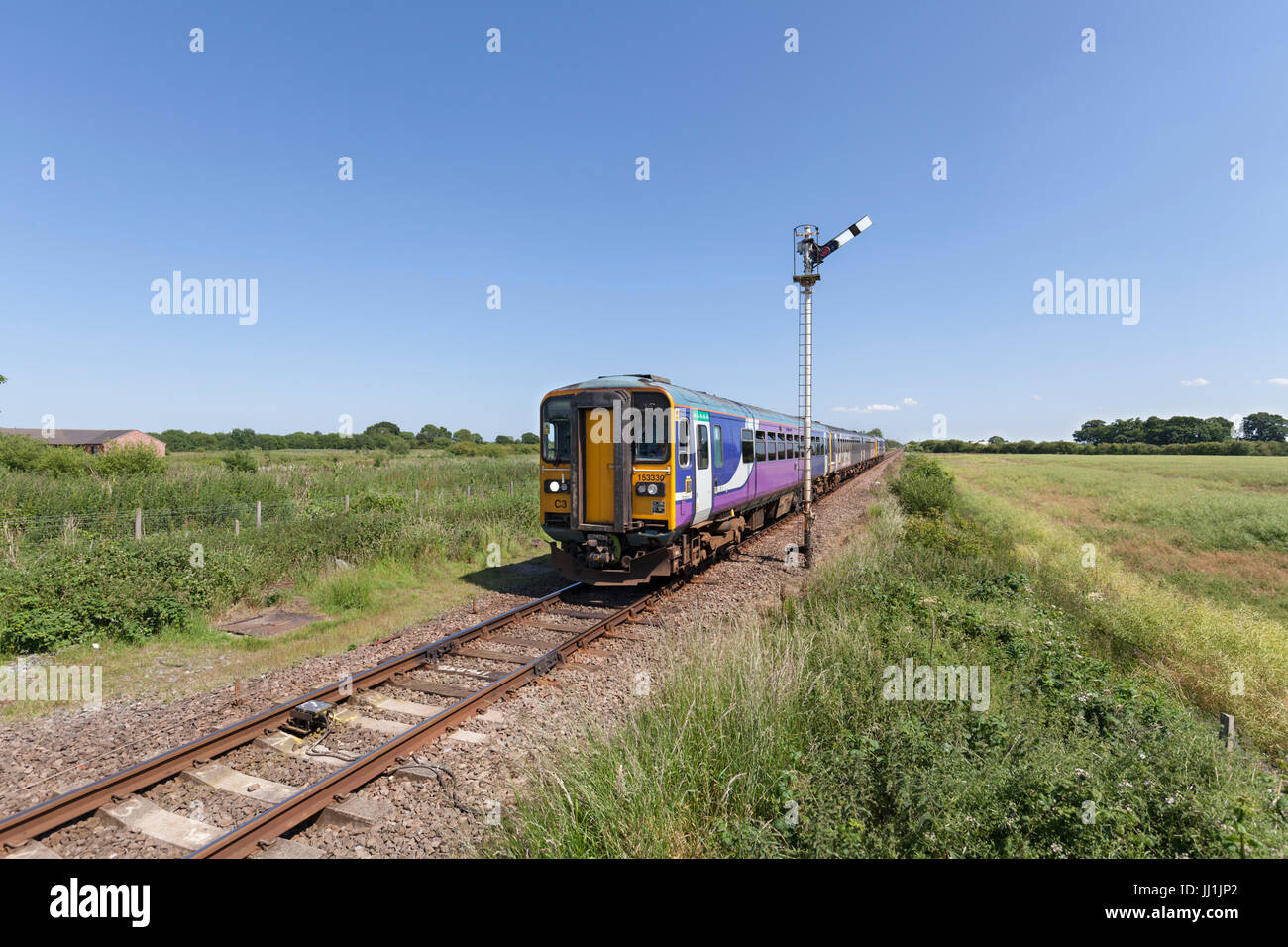 Northern rail sprinter train hi-res stock photography and images - Alamy