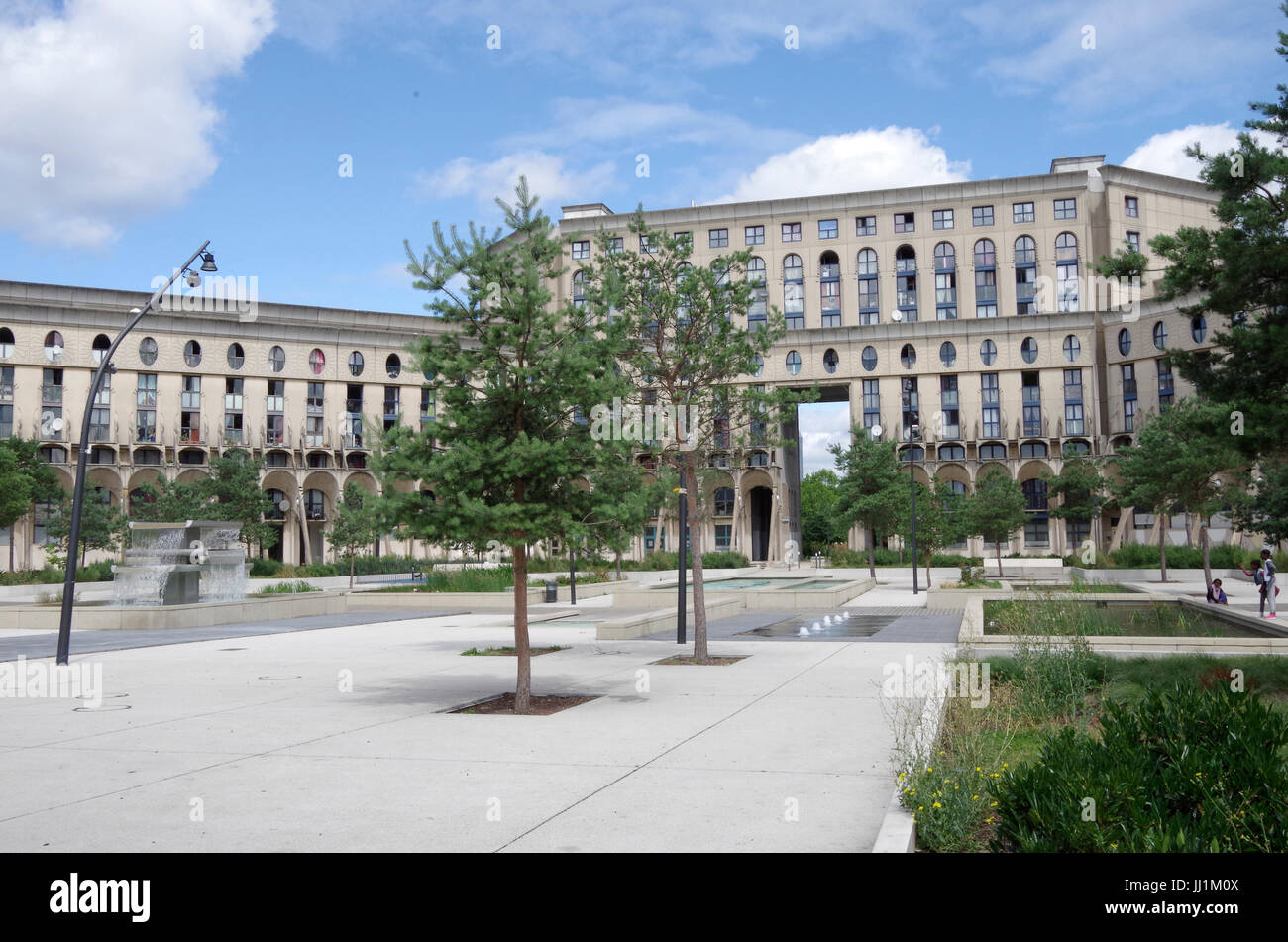 42 blocks hi-res stock photography and images - Alamy