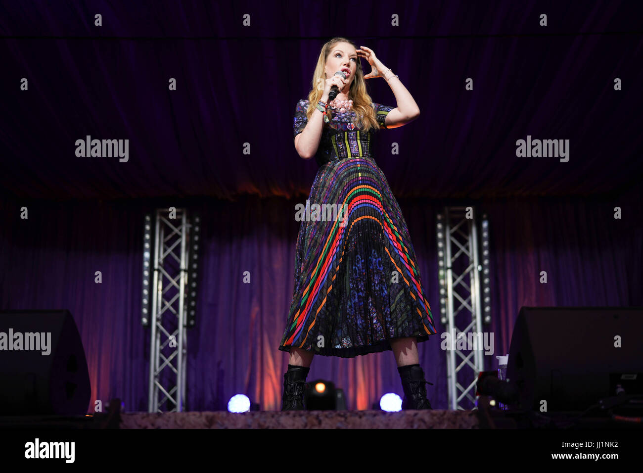 Katherine ryan stand up hi-res stock photography and images - Alamy