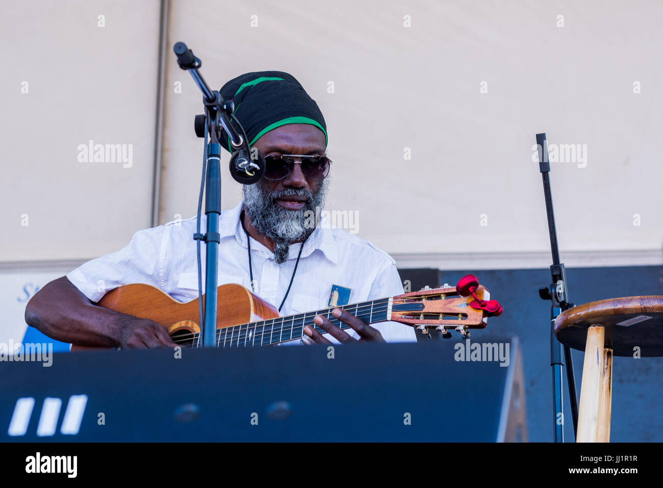 Corey harris hi-res stock photography and images - Alamy