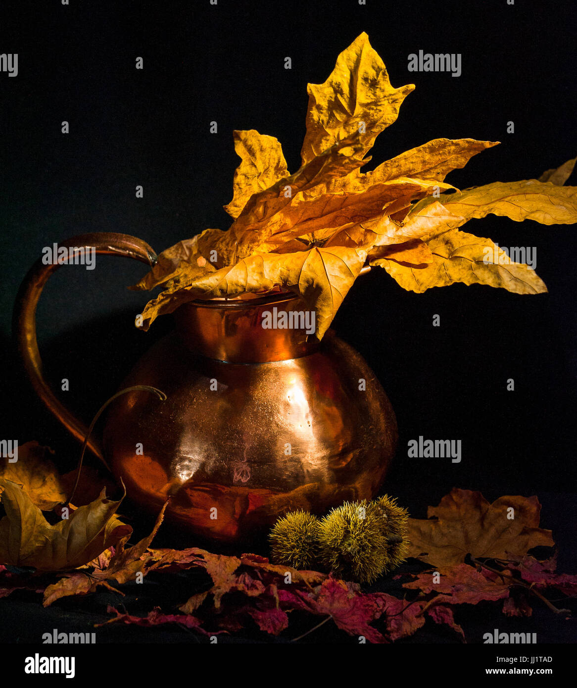 Copper jar hi-res stock photography and images - Alamy