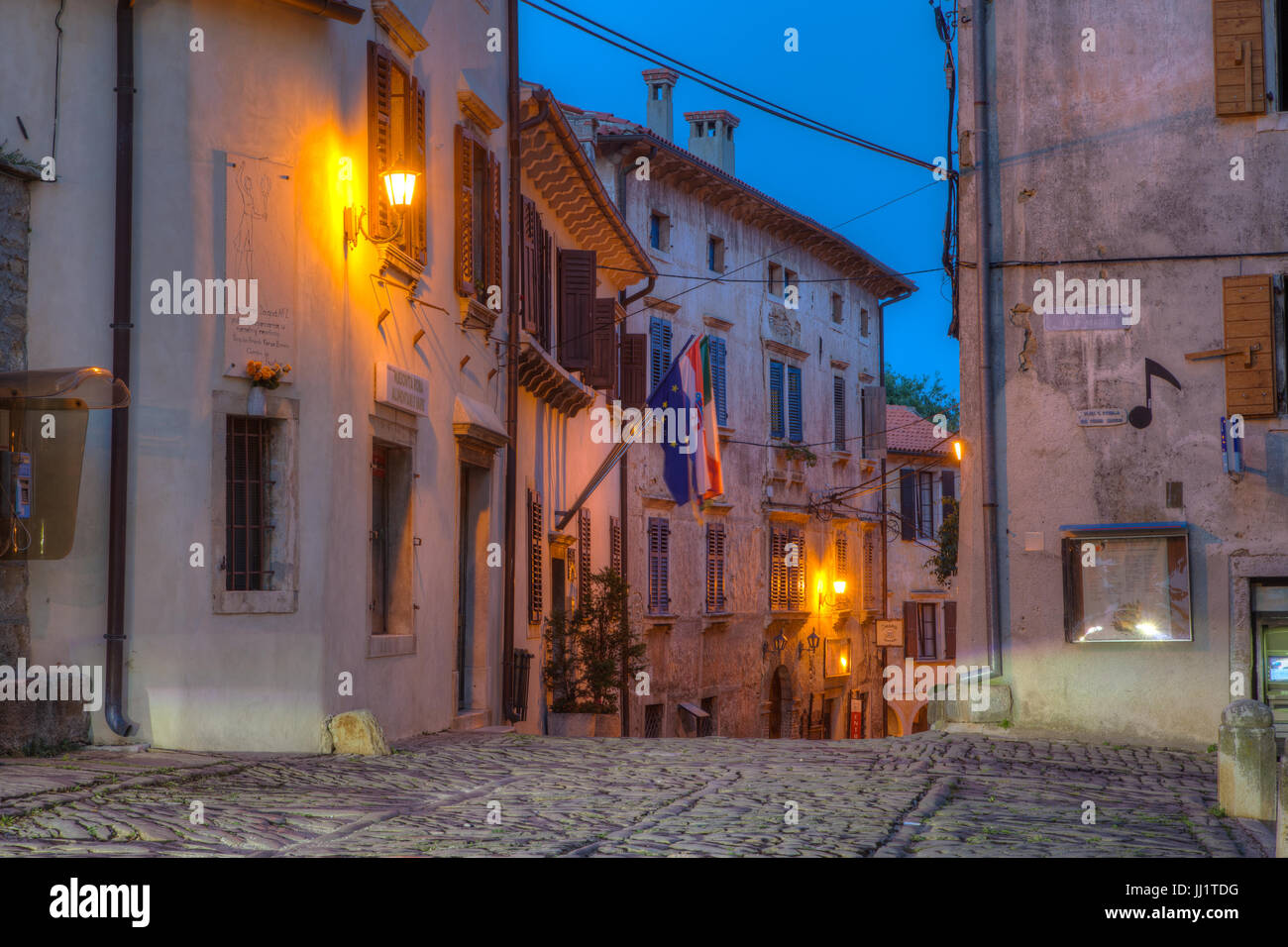 View of typical Groznjan alley, Istria. Croatia Stock Photo - Alamy