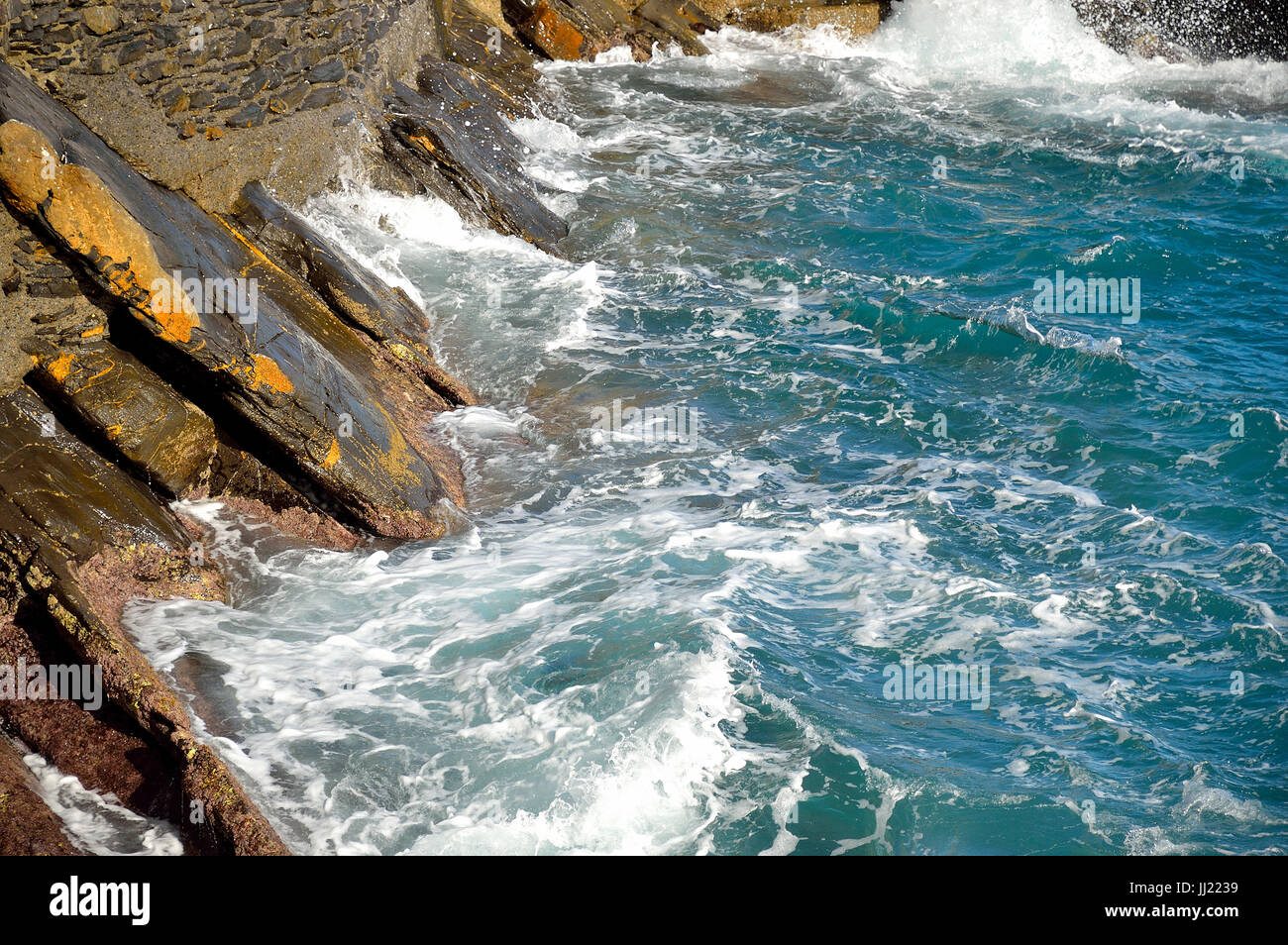 Stream rocking hi-res stock photography and images - Alamy