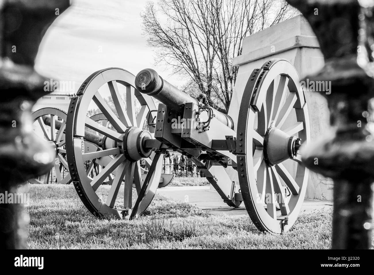 Cannon at the White House of Washington Stock Photo - Alamy