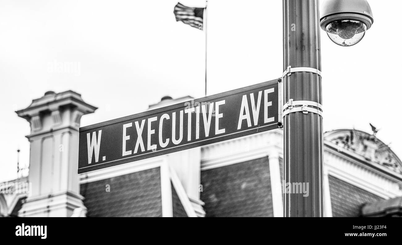 Famous executive Black and White Stock Photos & Images - Alamy